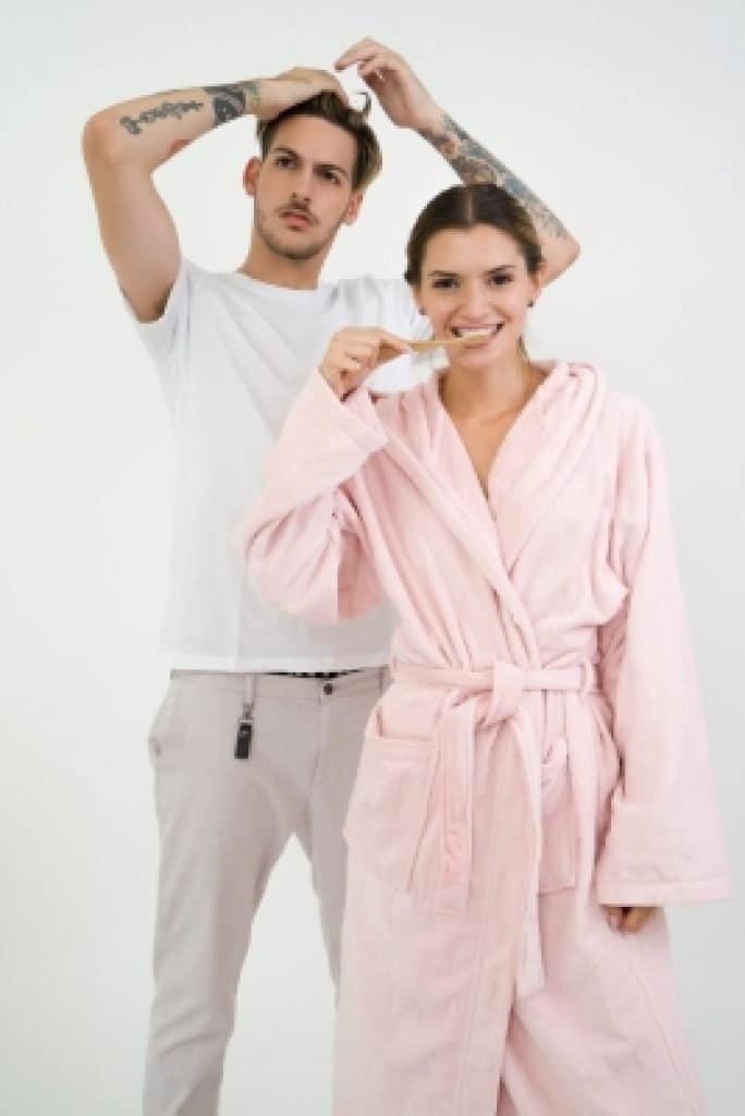 7 Creative Bathroom Remodeling Tips For Couples - Shower Enclosure